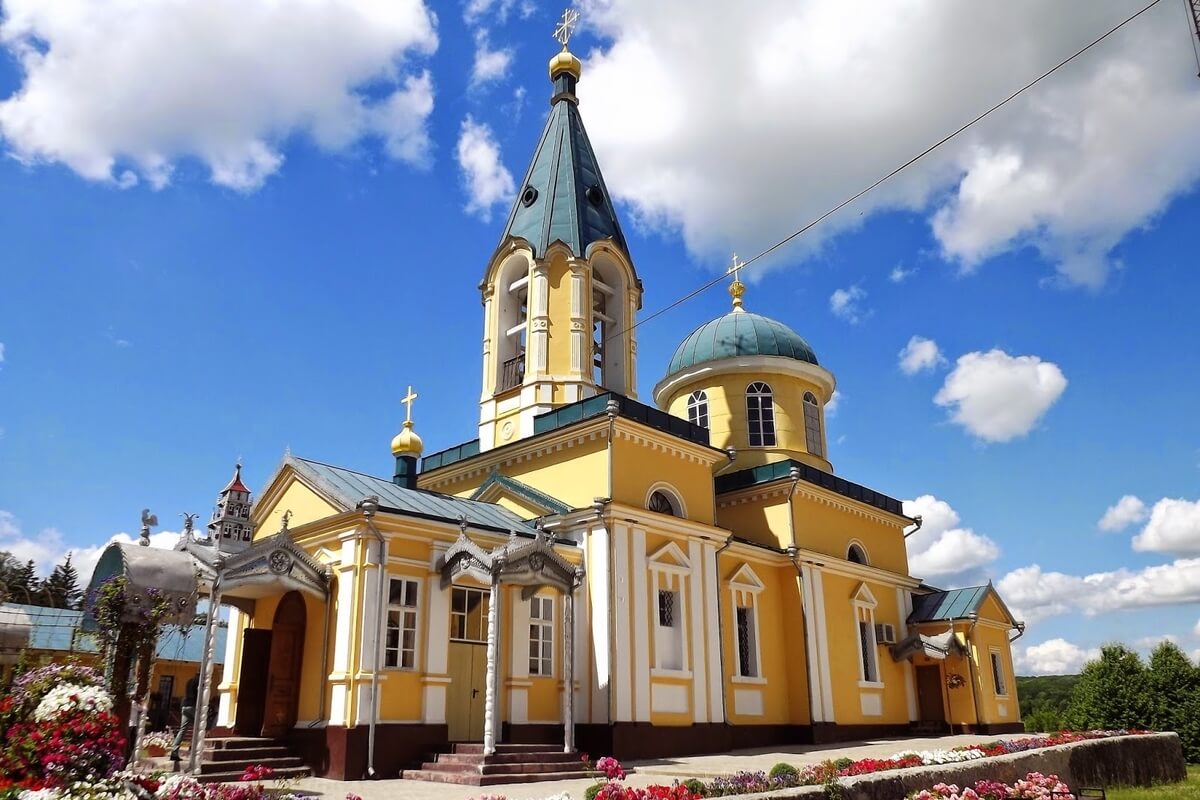 Moldova Monasteries: Capriana Monastery, Curchi Monastery, Tipova M...